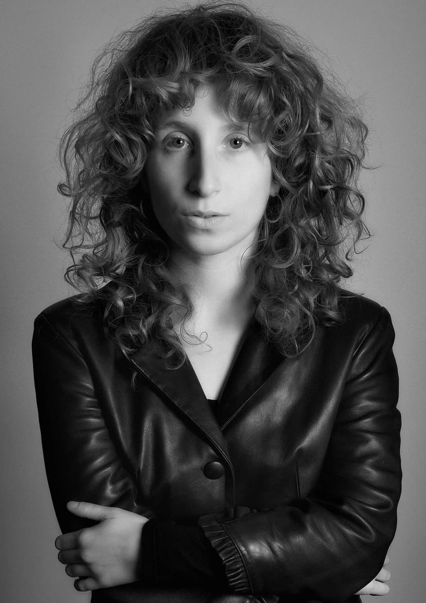 Talia Hausman, auteur sur Art Critique