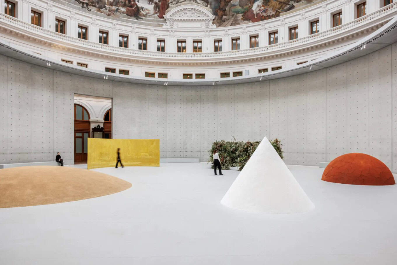 Exposition Minimal à la Bourse de Commerce